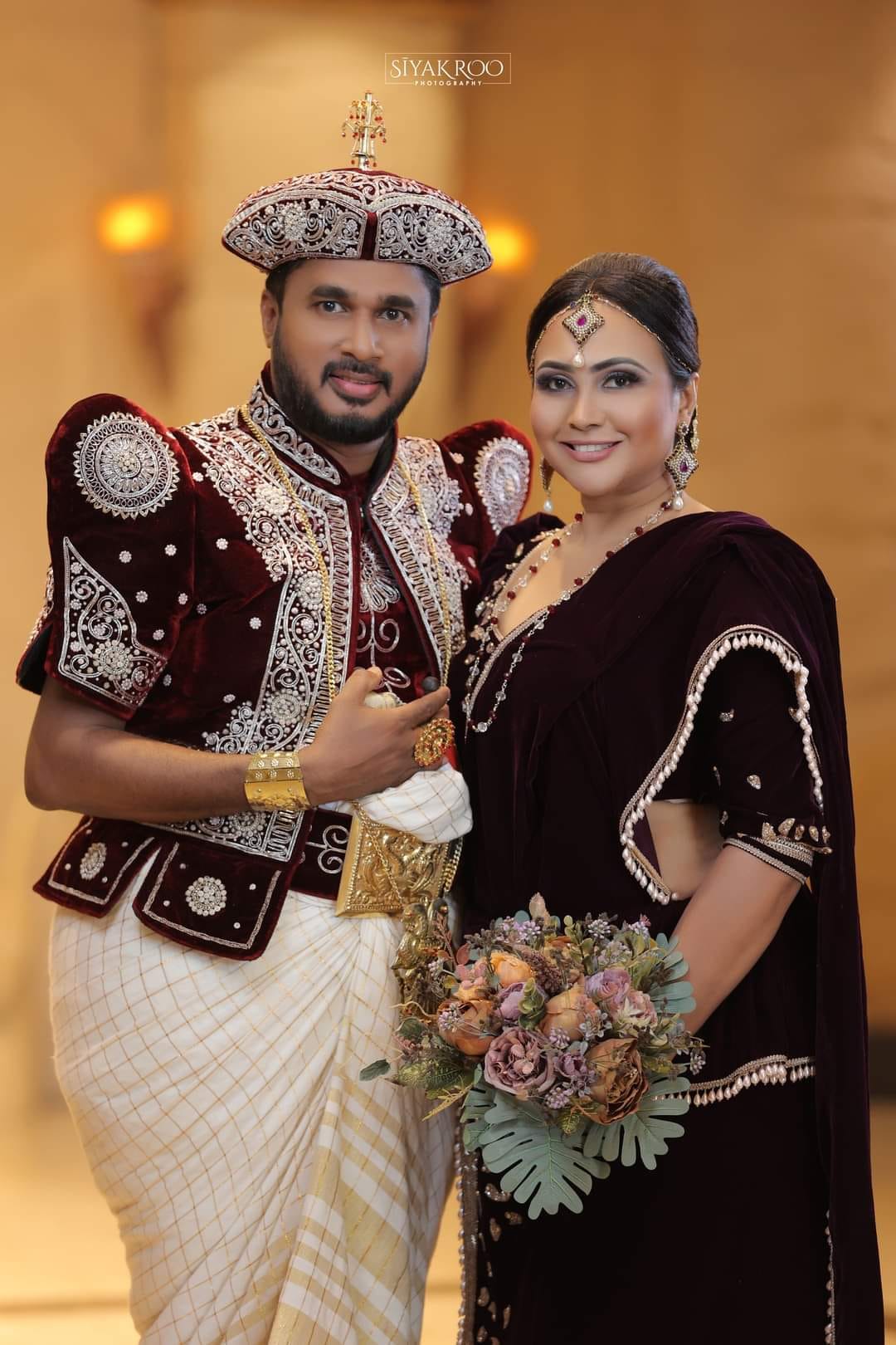 "අනේ මන්දා,මිනිස්සුන්ට හිතෙන හිතෙන දේවල් කරනවා,මොකද්ද ලබන සතුට, කරන්න ...