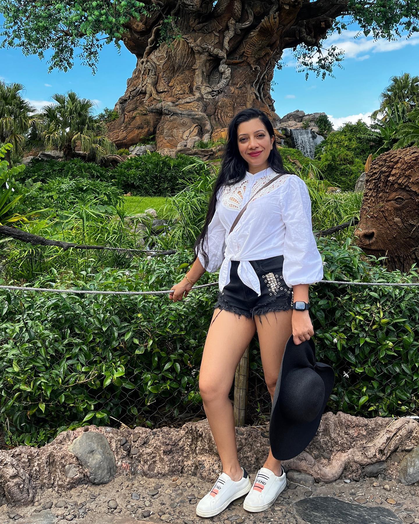 ඩිස්නි ගිය සචිනිගේ අලුත්ම Photoshoot එක මෙන්න... - Sachini Ayendra ...