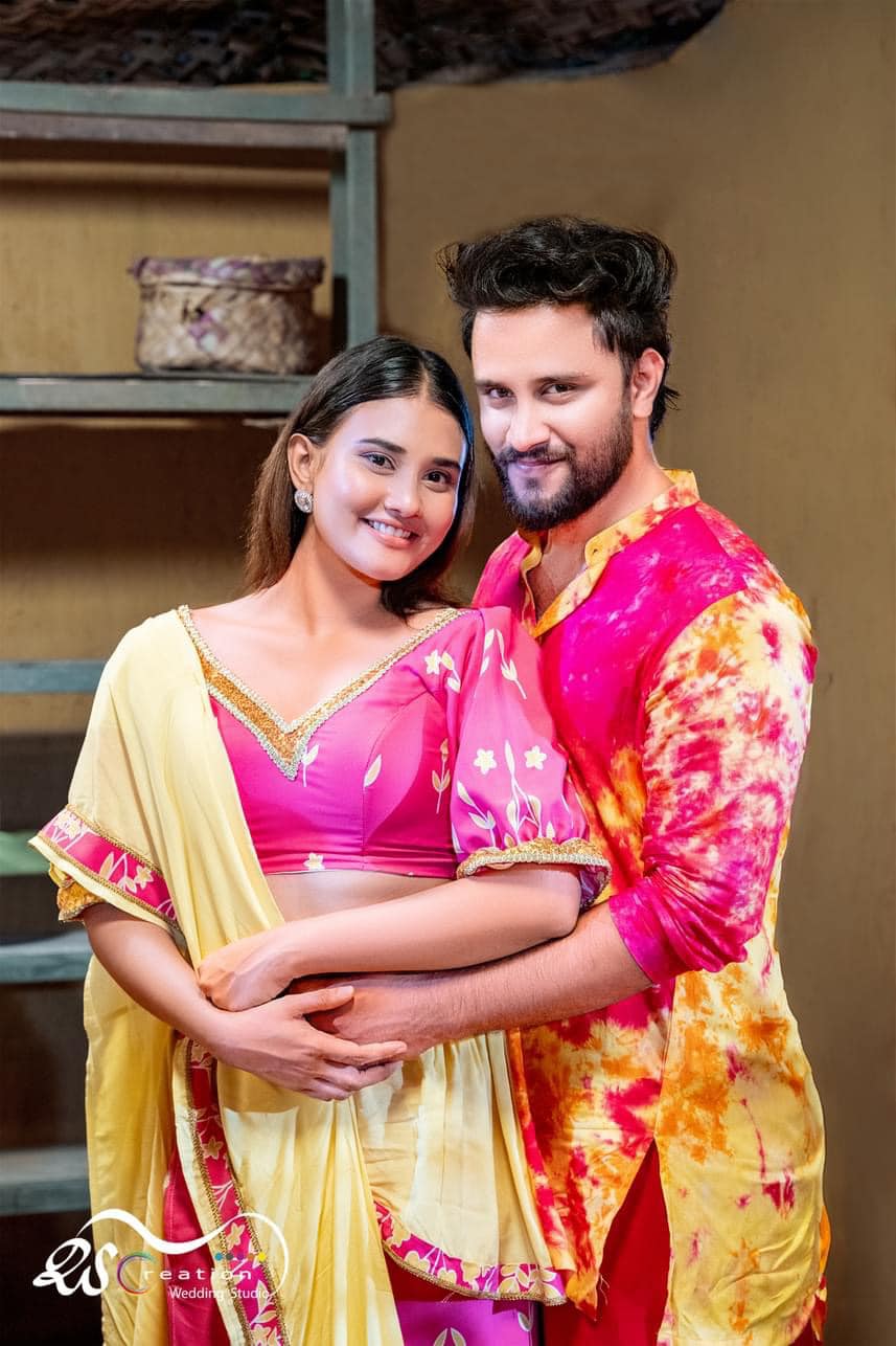 මේ නම් ඇත්තටම ගැලපෙනම දෙන්නෙක්.. ඒ දෙන්නාගේ හැඩ කොහොමද..? - Dusheni ...