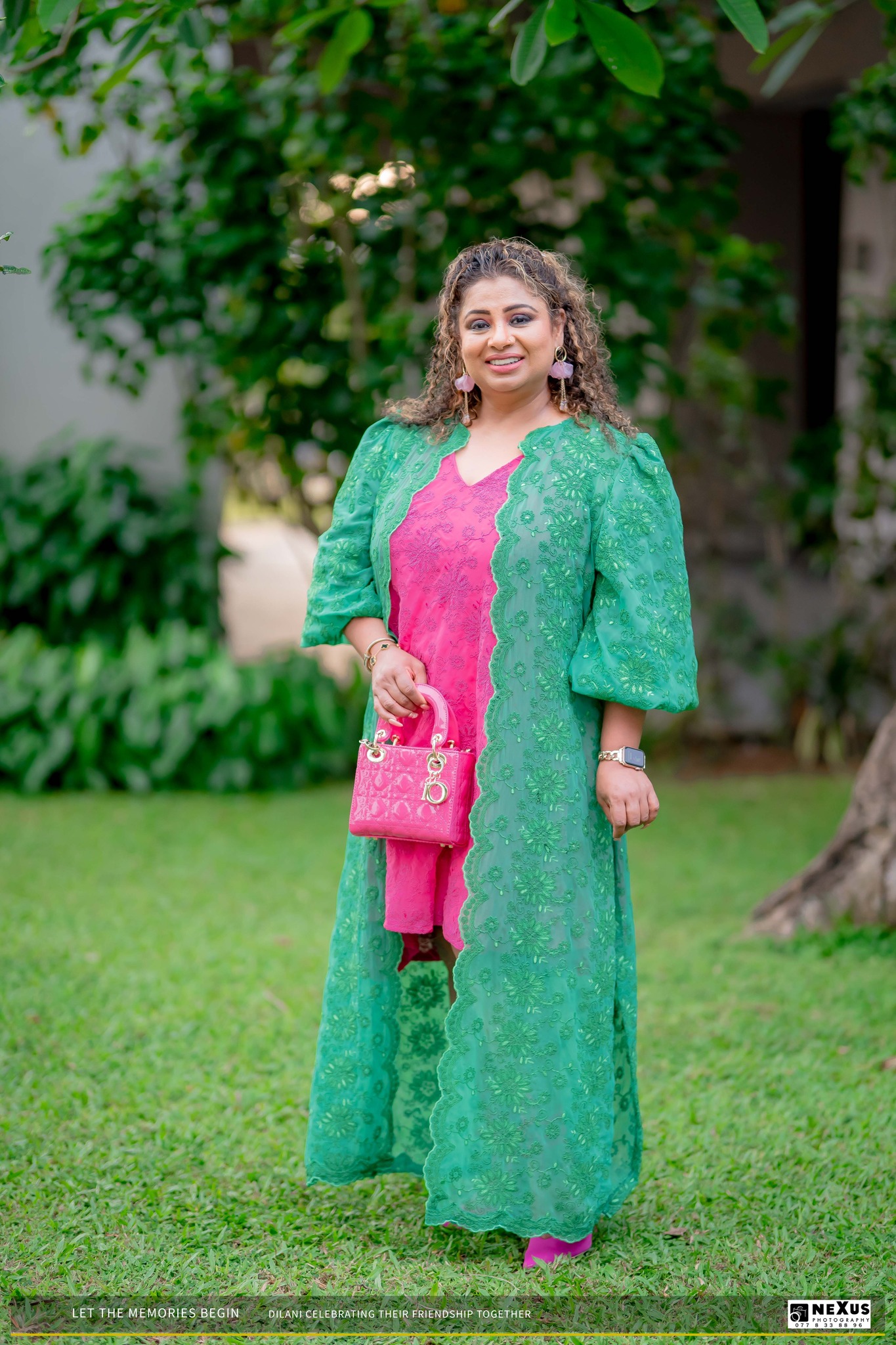 කොතරම් දුර හිටියත් එදා යාළුකම් තවමත් ඒ වගේමයි.. කාලෙකට පස්සේ ආයෙත් ඔන්න ...