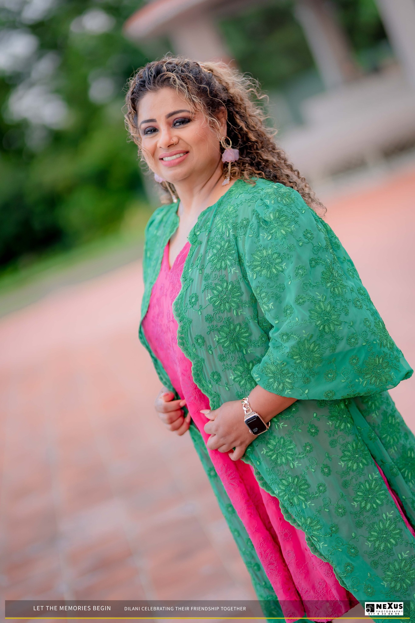 කොතරම් දුර හිටියත් එදා යාළුකම් තවමත් ඒ වගේමයි.. කාලෙකට පස්සේ ආයෙත් ඔන්න ...