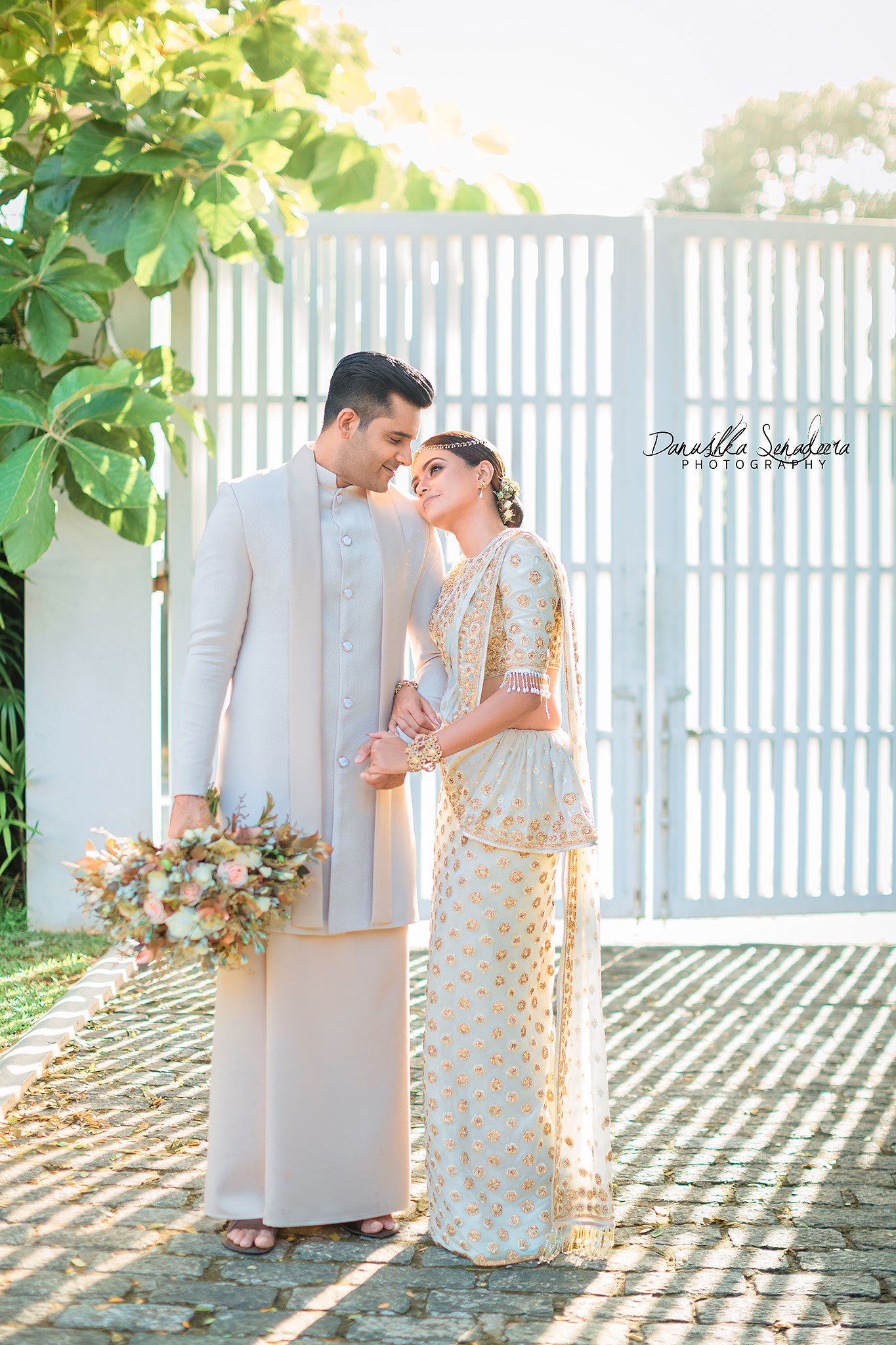 ගෙවුණු වසර 4ක්.. සුන්දර මතක ගොඩක්.. ඒ දෙන්නාගේ ආදර කතාව අලුත් ...