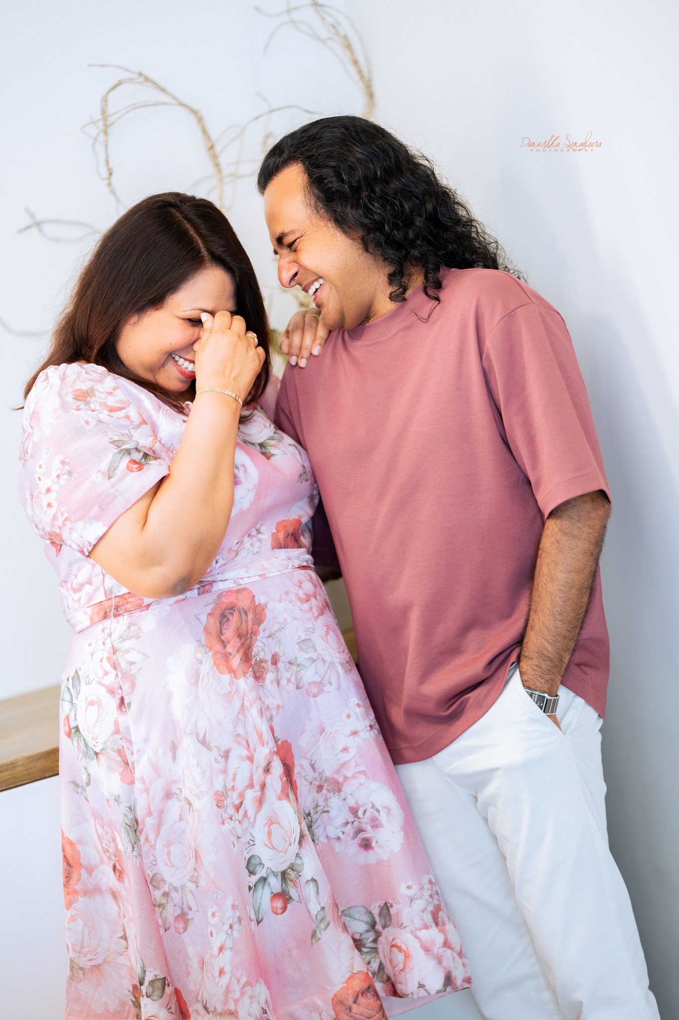 "අත්වැල් බැඳගෙන ජීවිතය විඳිමින් ආ දුර හරිම ආදරණීයයි.." ජීවිතේ තවත් ...