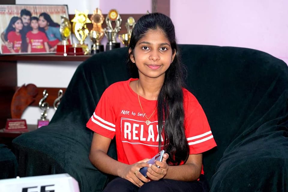 ඉන්දියාවම දිනූ "කිල්මිෂා"ට දකුණු ඉන්දීය සිනමාවෙන් ආරාධනයක්,මෙන්න ඇහෙන ...