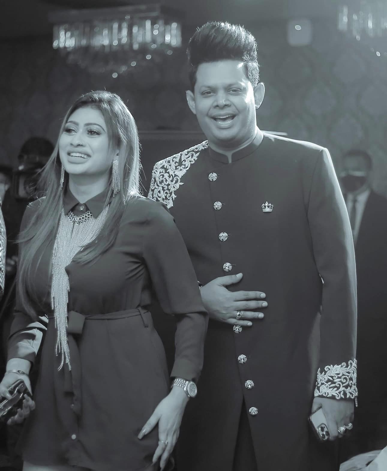 "නැන්දි මාර විදිහට සප්‍රයිස් වුණා..." - චන්දිමාල්ගේ රාජකීය සාදයට කලින් ...