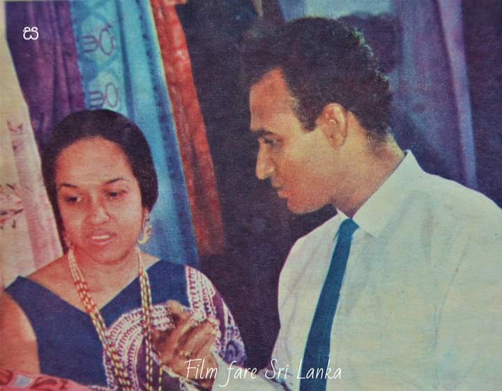 මීදෙණිය වලව්වේ ආදරණීය සුදු ආච්චිට සුබ උපන්දිනයක්! - Photos - Airangani ...