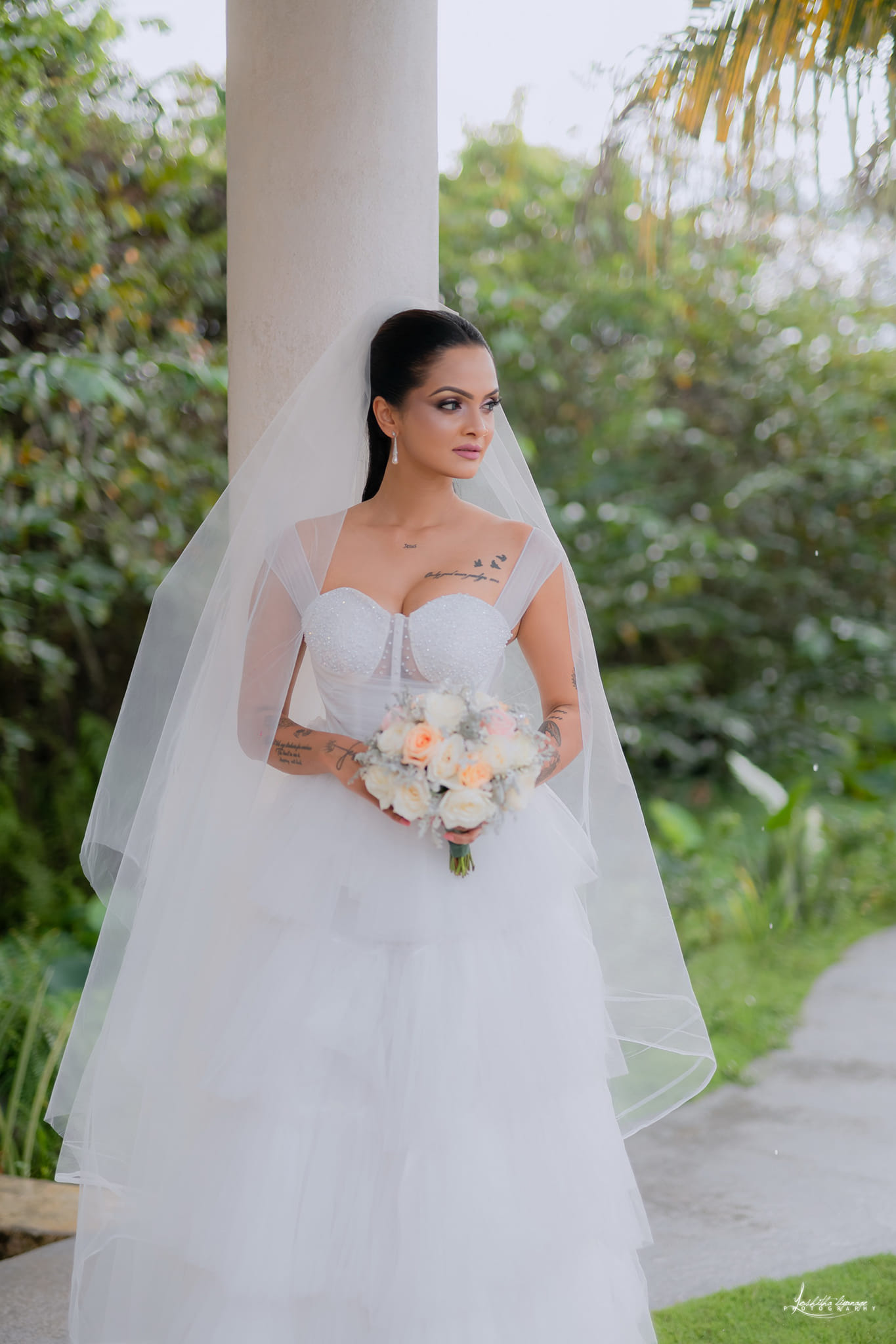 "එයා ආයෙත් ලස්සන මනාලියක් වෙලා..." අමායා යළි යුග දිවියට? - photos ...