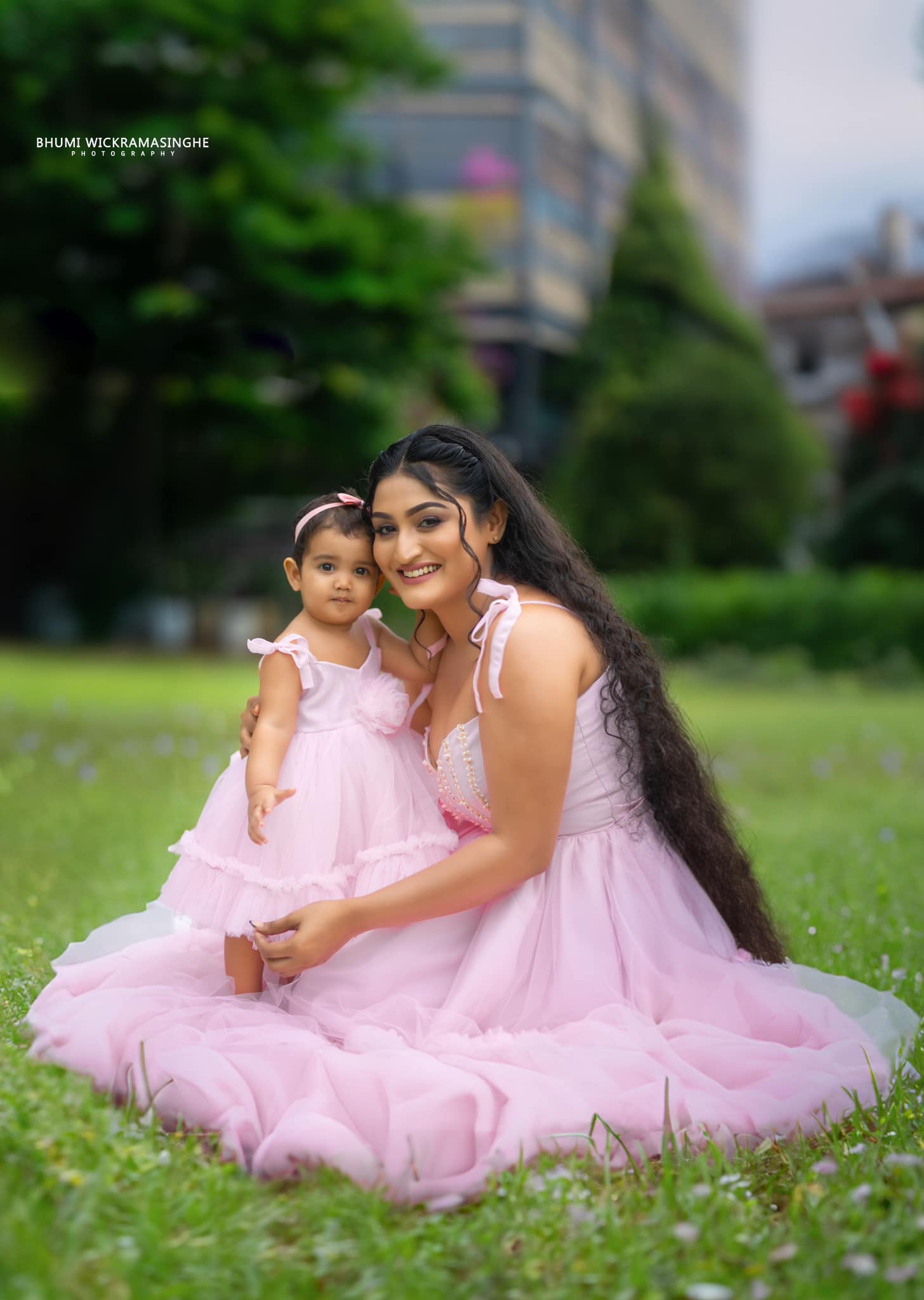 මෙන්න ඒ දෙන්නාගේ පුංචි සුරංගනාවි.. - Nithya Devindi - Hiru Gossip, Lanka Gossip | Hirugossip ...