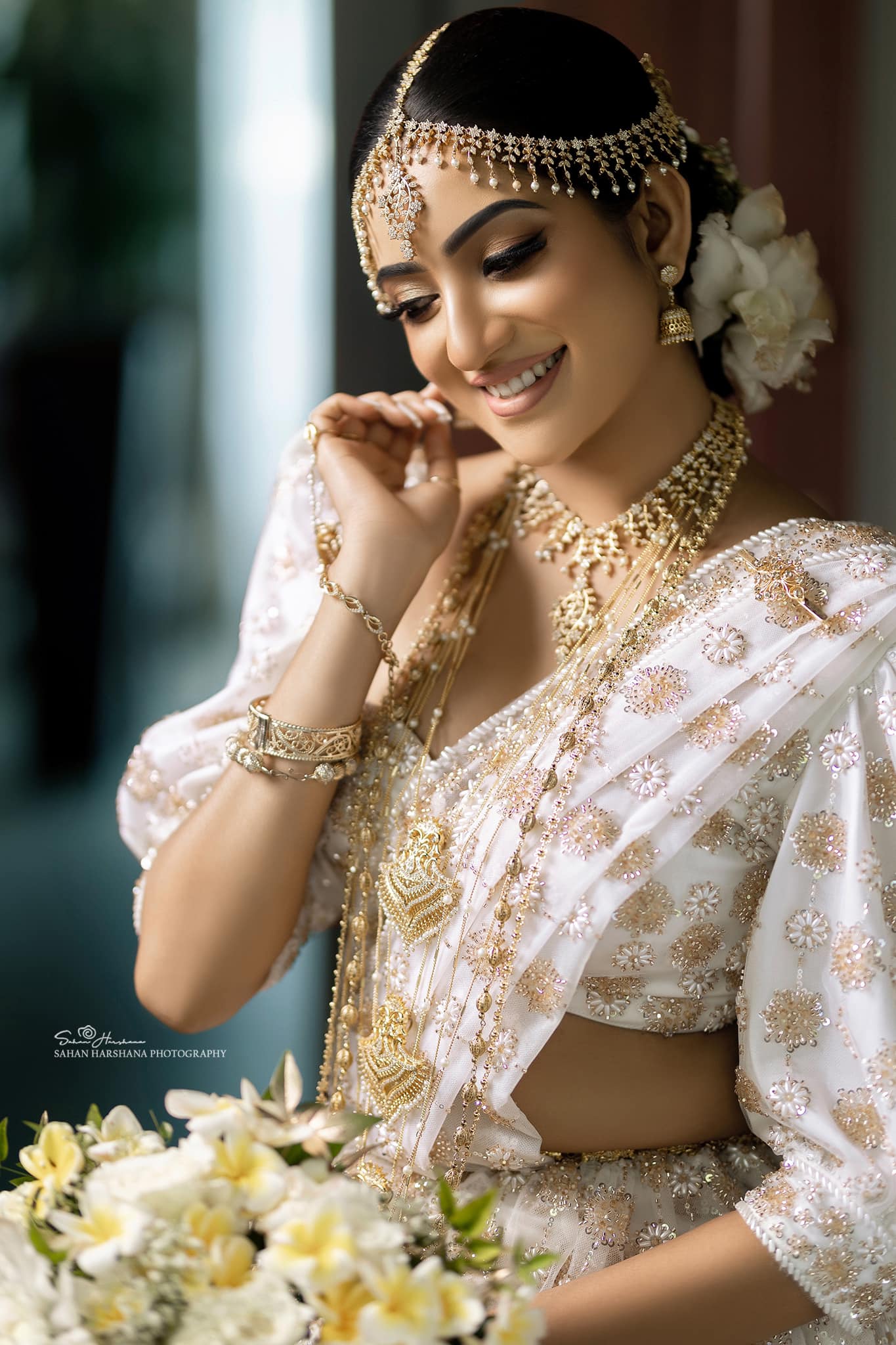 කවුද හිතුවේ ඇය මේ තරම් ඉක්මනට මනාලියක් වේවි කියලා.. බලන්නකෝ පියුමාලිගේ ...