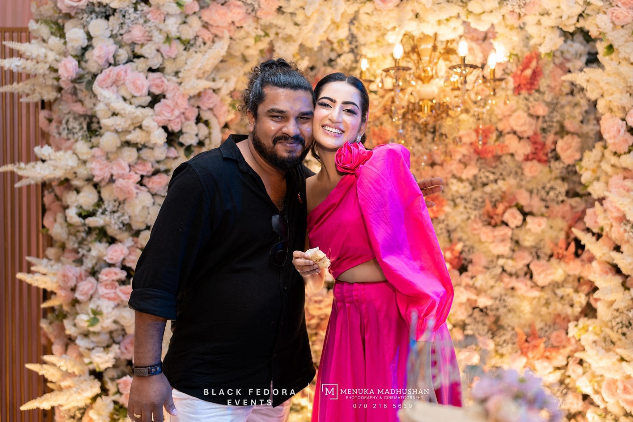නිම්නාවිට සතුටු හිතෙන සැන්දෑවක්.. යාළුවෝ ඔක්කොම එකතු වෙලා එයාව පුදුම කළ ...