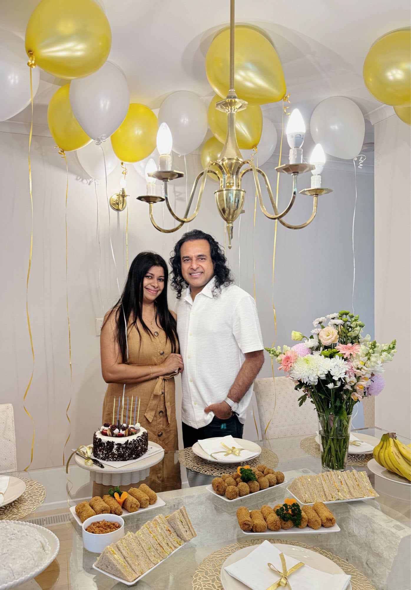සීයාගේ සතුට දෙගුණ තෙගුණ වෙයි... චූටි මැණිකත් තුරුල් කරගෙන අලුත් සීයා ...