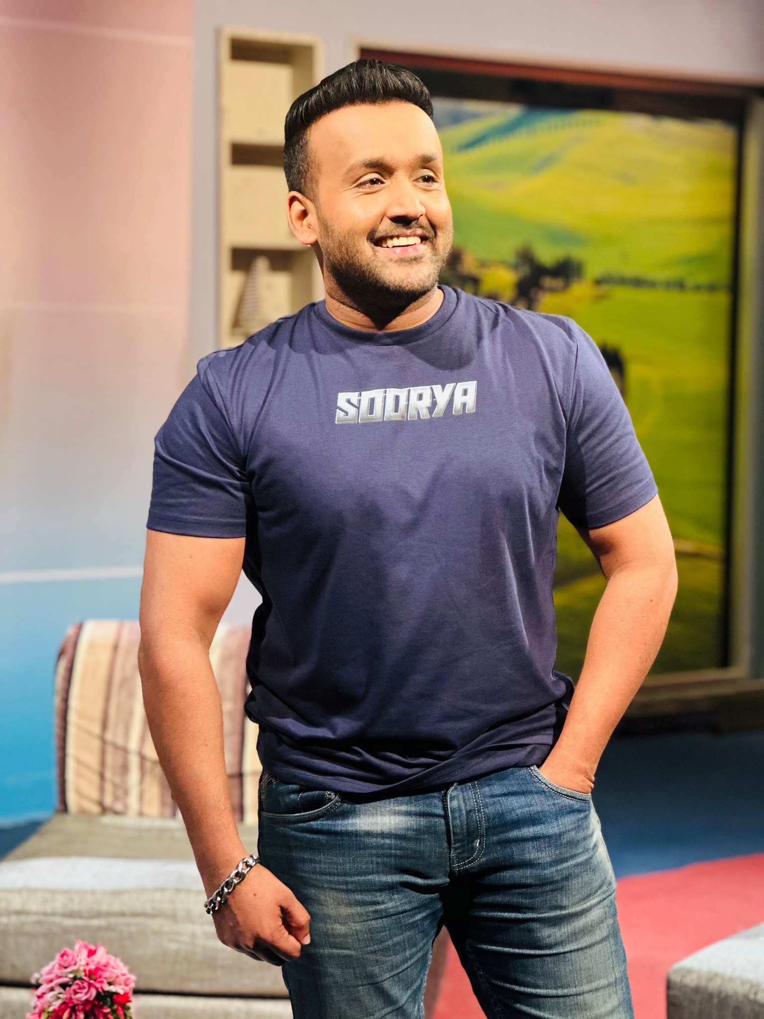 "මගේ ලෝකයේ රජුන්ට සුබ උපන්දිනයක්" - තාත්තා වෙනුවෙන් ජනිත් එක්කළ ආදරණිය ...