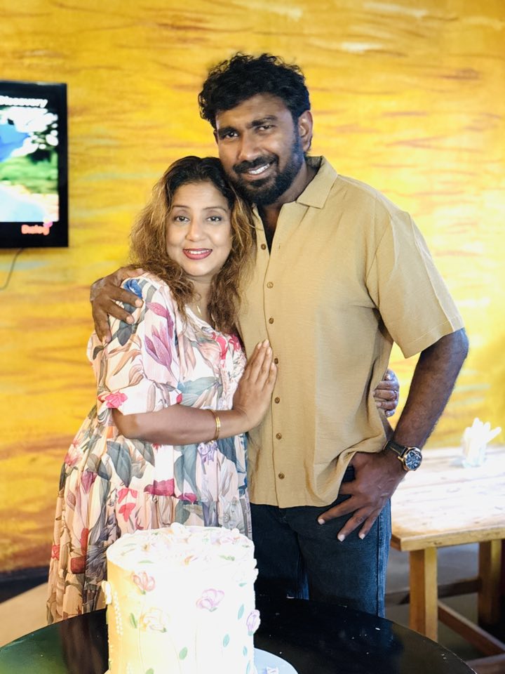 නිමන්ති පෝරගේ, උපන්දිනය සැමරූ හැටි - Photos - Nimanthi Poarage - Hiru ...