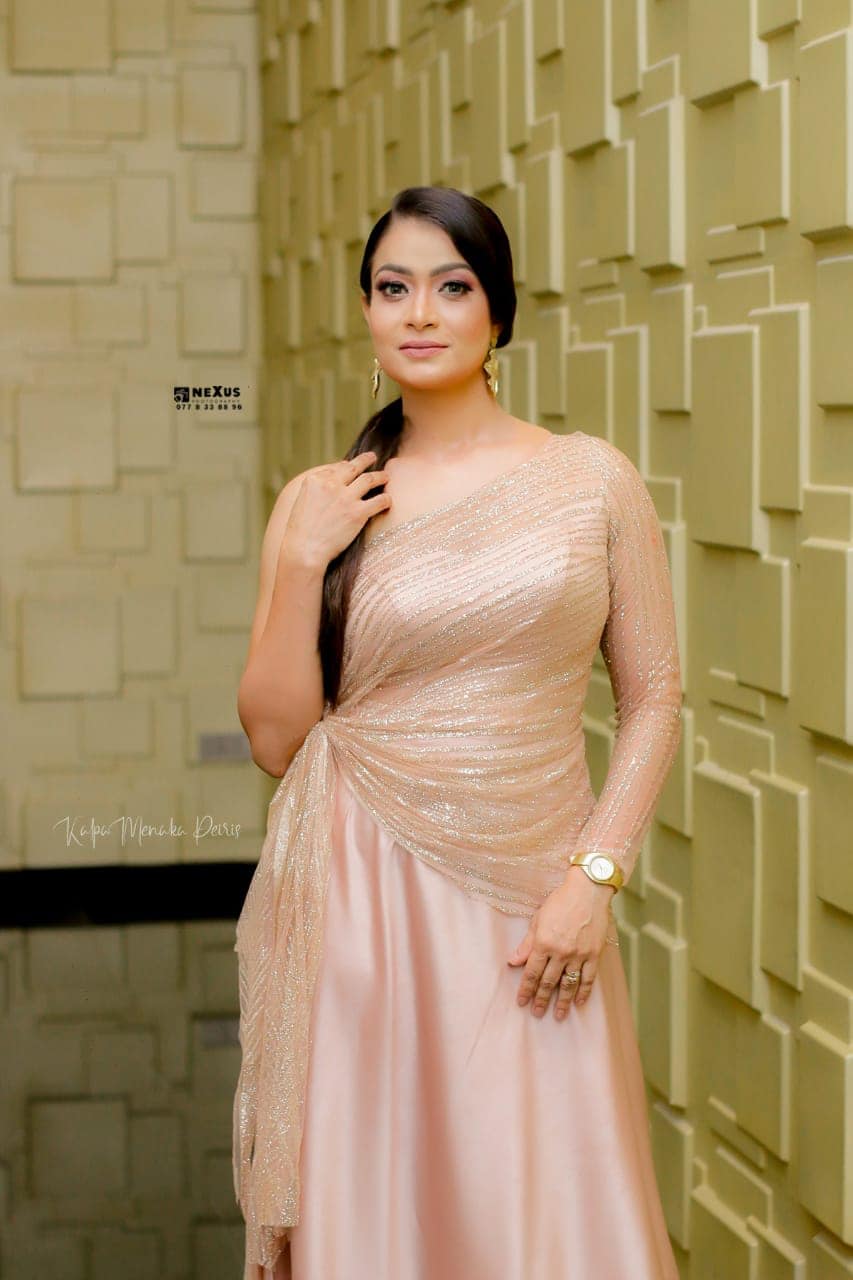 "මටත් වැඩිය මගේ පවුලේ අයට ගොඩක් කෝල්ස් ආවා.." "මම හිතුවේ දෙවියන්වහන්සේ ...