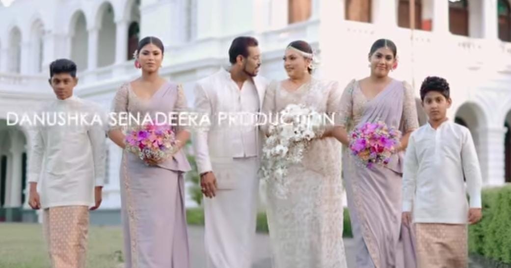 තවත් සතුට උතුරන දවසක ඔහුගේ ආදරණීය පවුල එකතු වෙලා කරපු ඒ ලස්සන ෆොටෝ ෂූට් ...