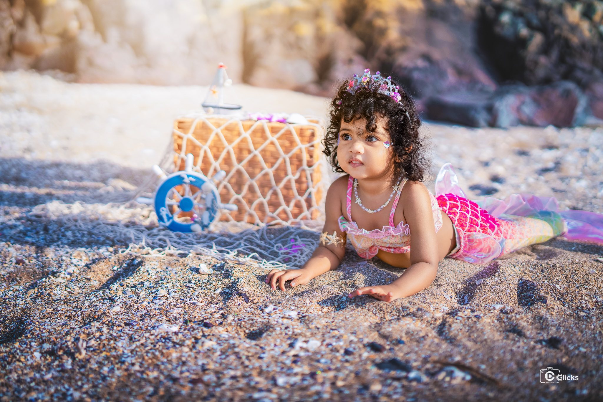 ඒ පුංචි දියකිඳුරි තමයි කාටත් වඩා ලස්සන.. විදෙස් රටක තනිවුණු පවුලේ ...