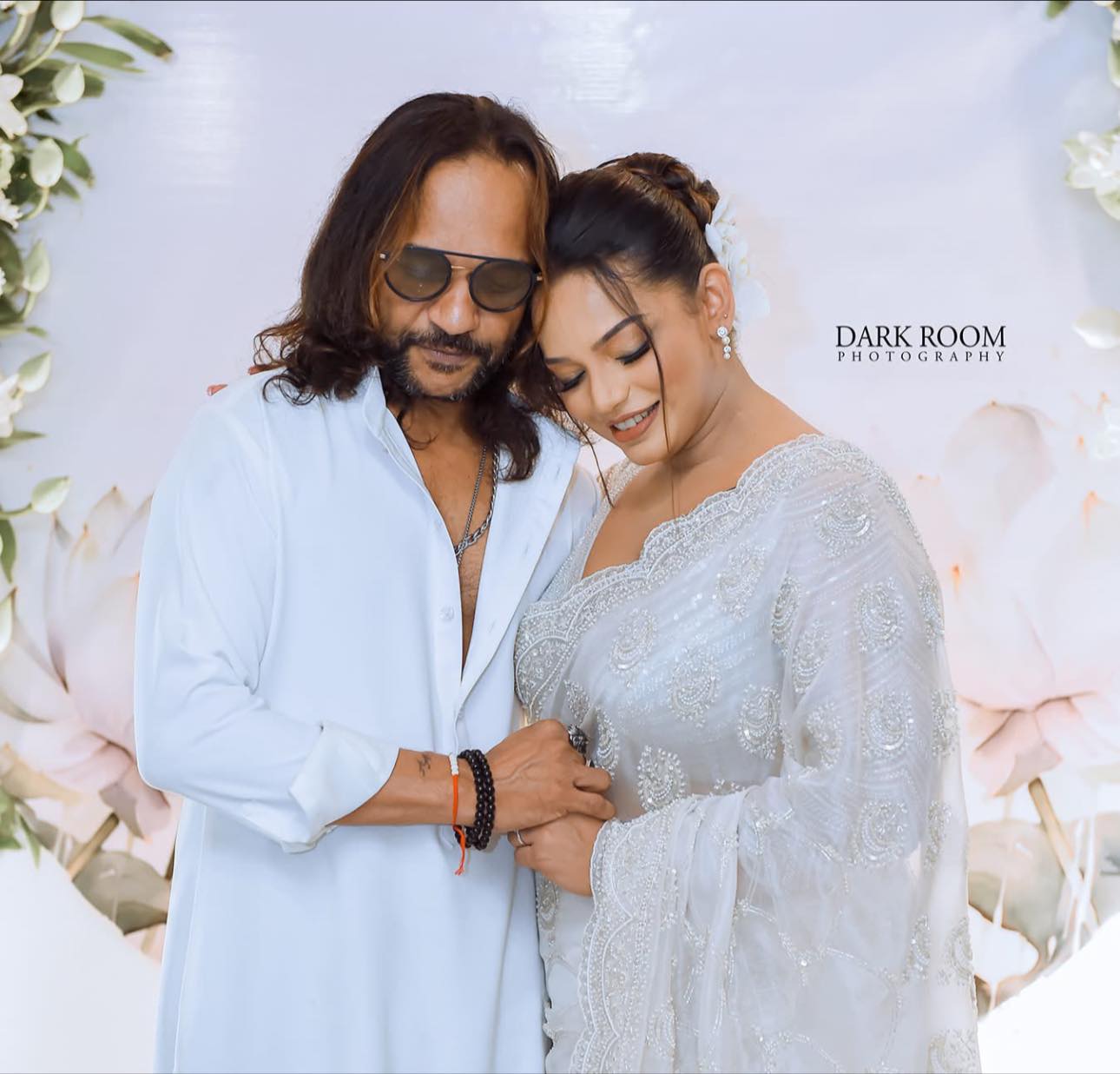 "සමහර තැන්වල අපි දෙන්නා දෙන්නෙක්, ඒ වුණාට අපි දෙන්නා එක්කෙනෙක් ...