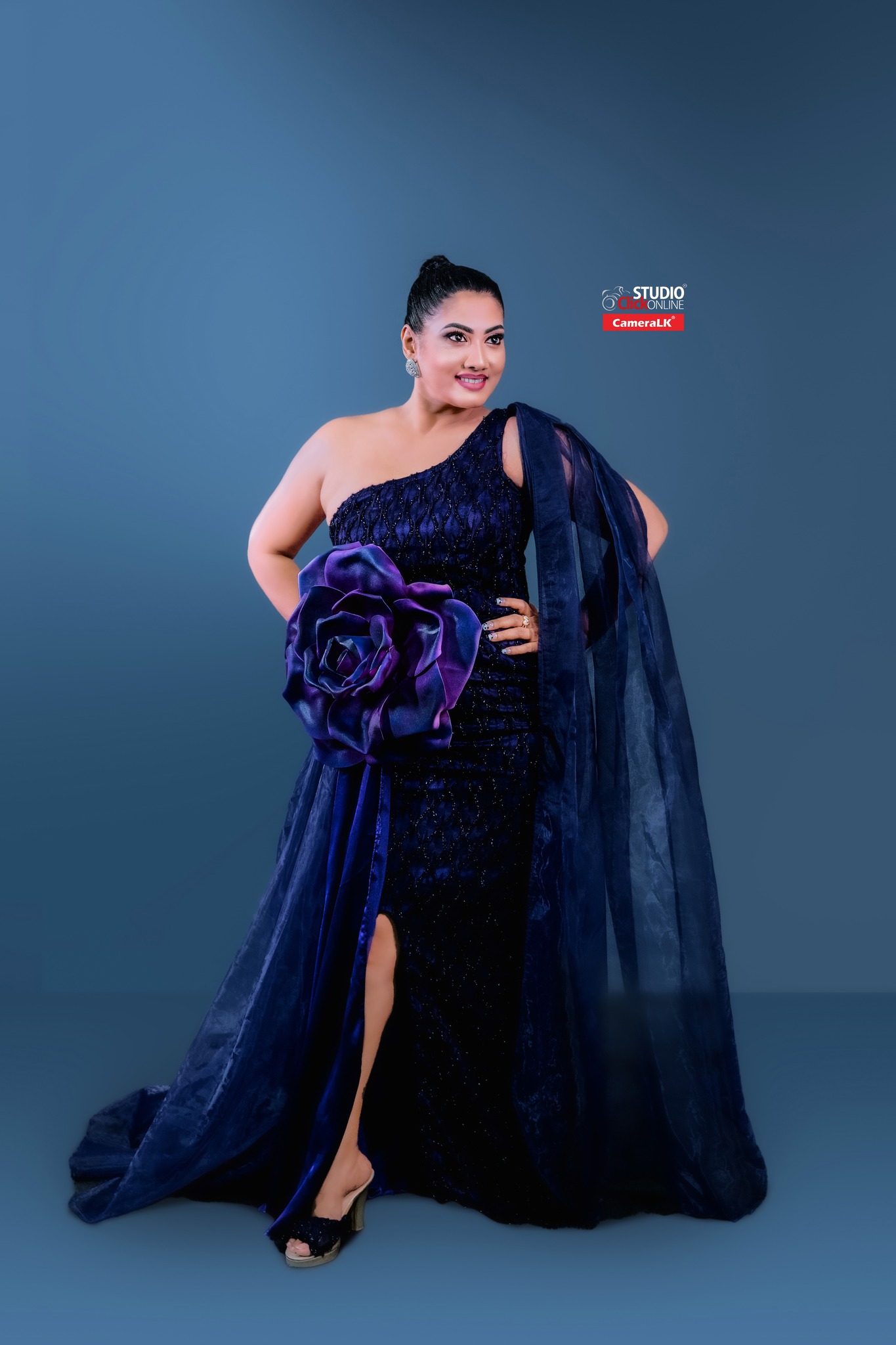 උපන්දිනය දවසේ ලස්සනට හැඩවුණු ලැවෙන්ඩර් මල් කුමරිය ශාලිකා - photos ...