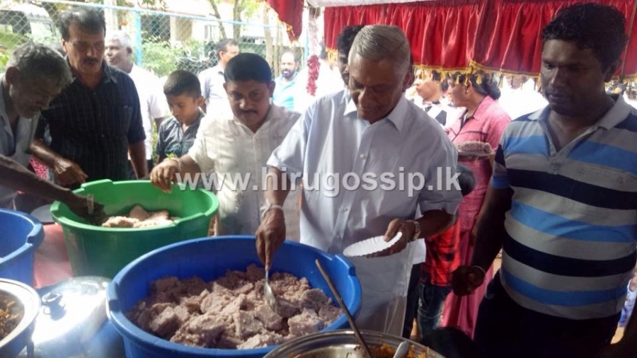 Mahinda Rajapakshe Birthday party - Photo Gallery - Hiru Gossip, Lanka ...