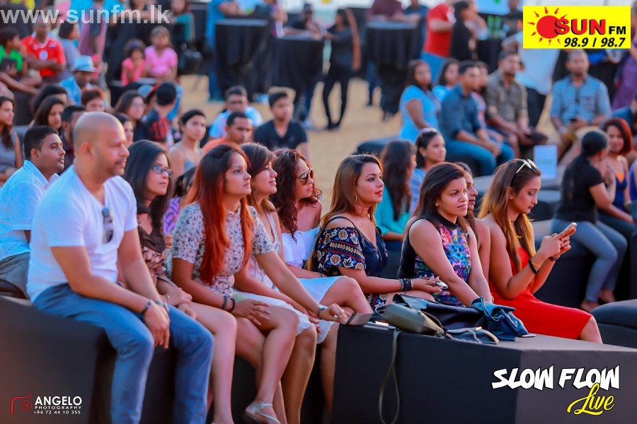 Slow Flow Live, a Mega Success - Photo Gallery - Hiru Gossip, Lanka ...