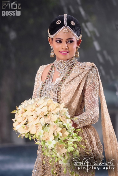 Actor Lakshan Wattuhewa's Wedding - Photo Gallery - Hiru Gossip, Lanka ...