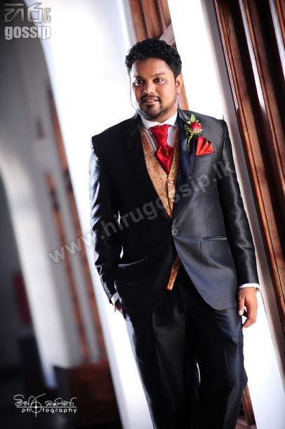 Actor Lakshan Wattuhewa's Wedding - Photo Gallery - Hiru Gossip, Lanka ...