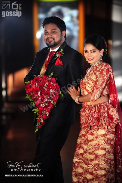 Actor Lakshan Wattuhewa's Wedding - Photo Gallery - Hiru Gossip, Lanka ...