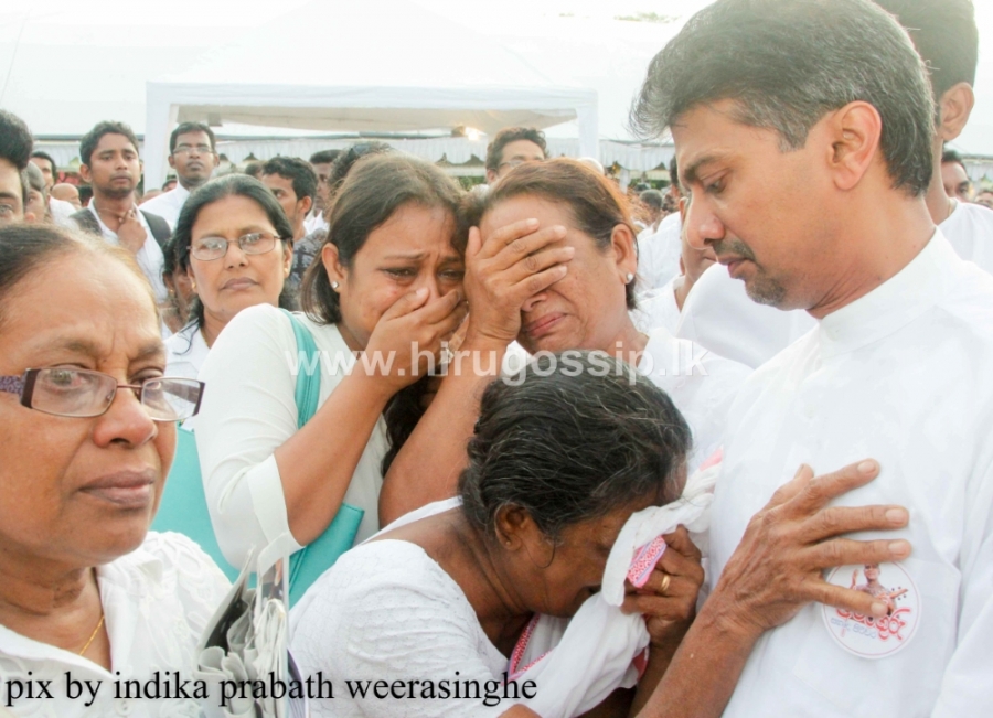 Country bids farewell to the Maestro Pandit Amaradeva last moment ...