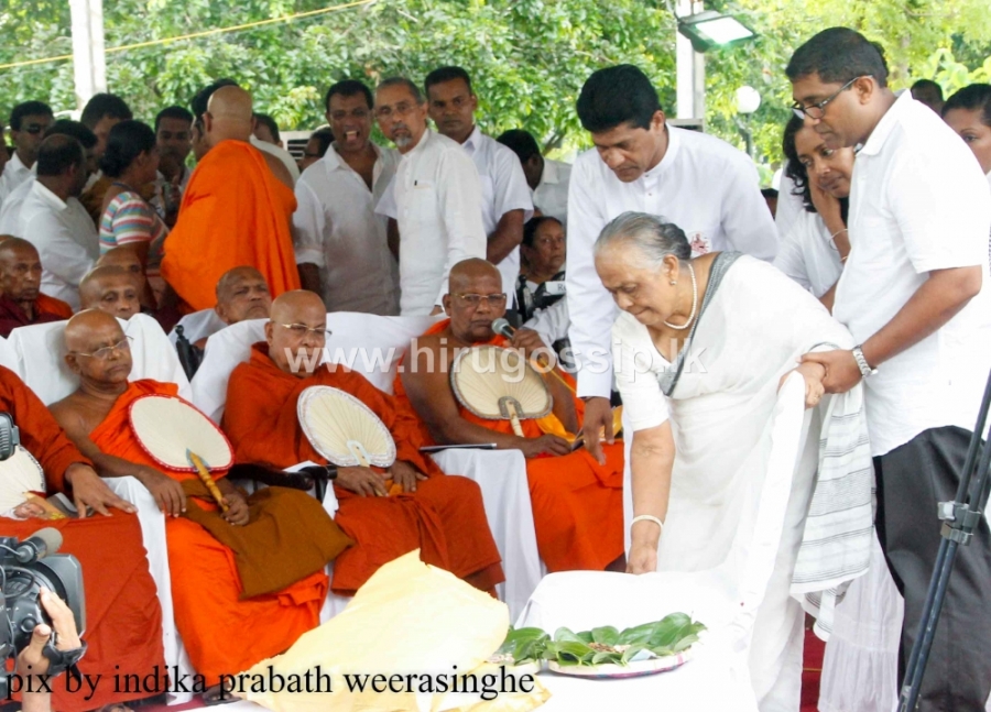Country bids farewell to the Maestro Pandit Amaradeva last moment ...