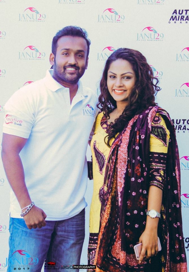 Blood Donation on Janith Wickramage's Birthday - Photo Gallery - Hiru ...